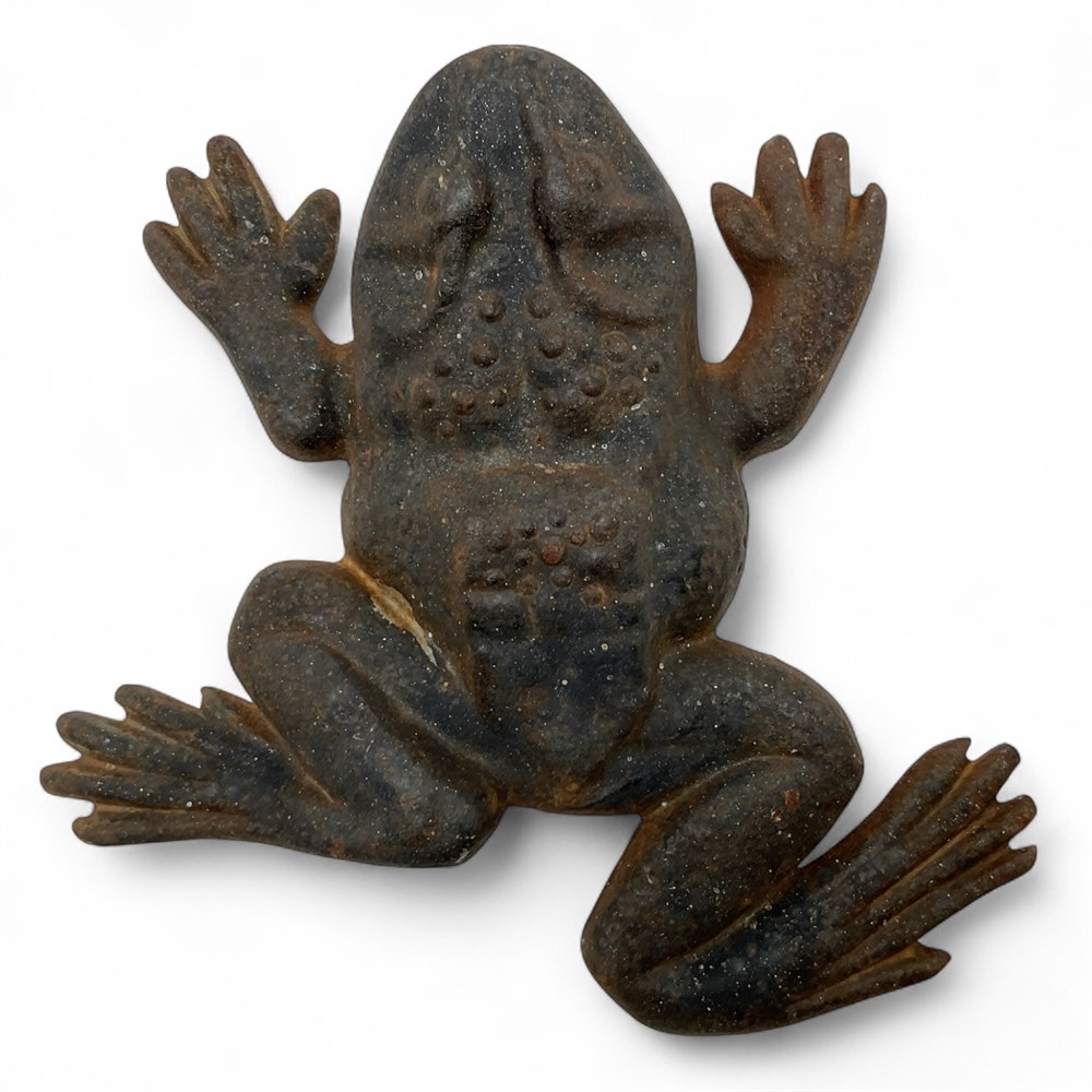 BuyOrBidOnIt - Virginia Metalcrafters Vintage Cast Iron Frog Doorstop